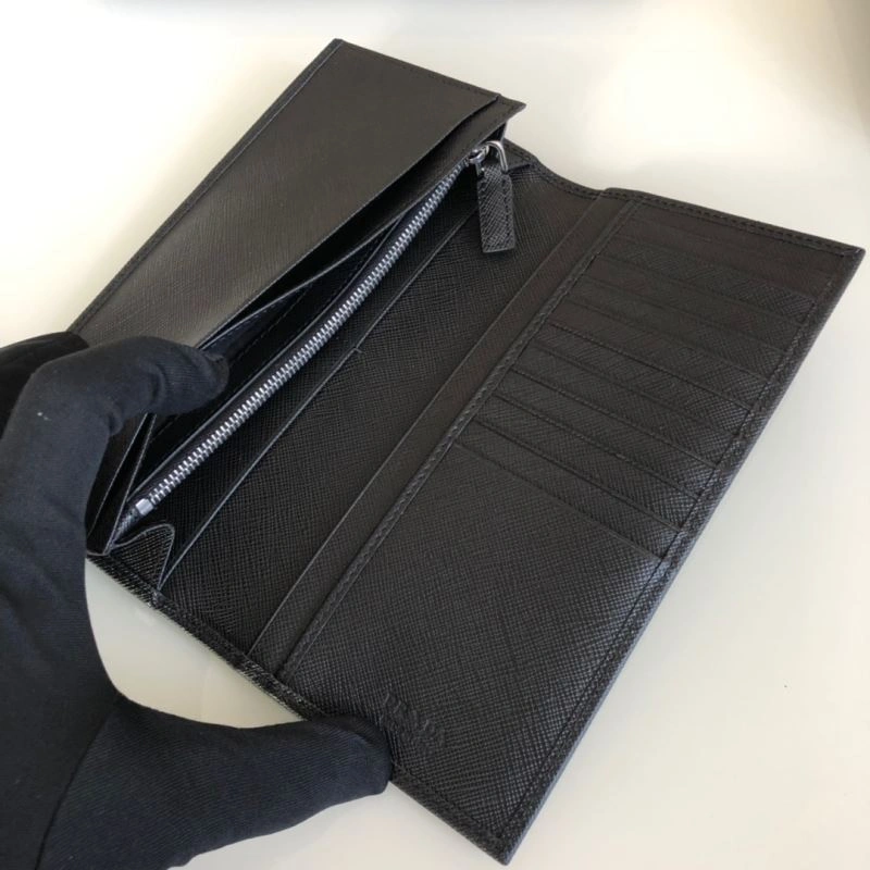 Bargain Prada Wallets Purse