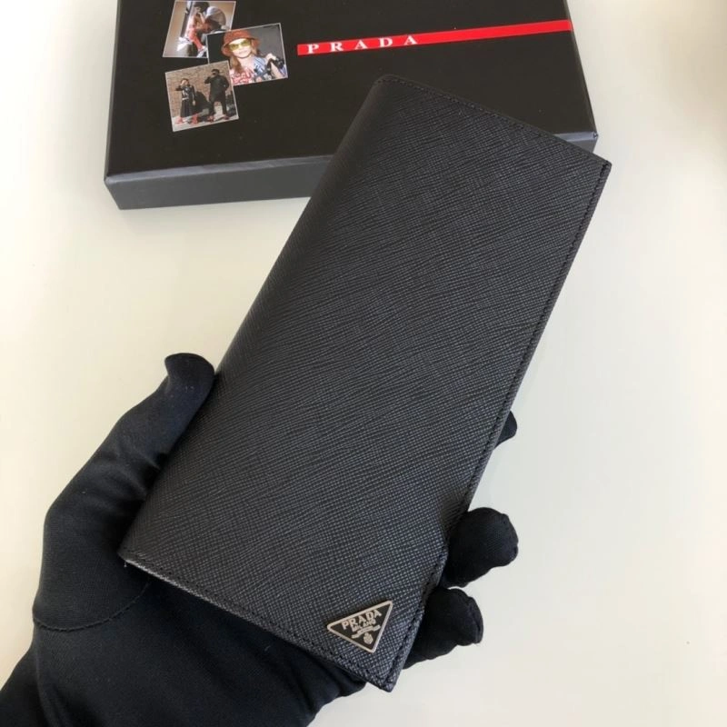 Bargain Prada Wallets Purse