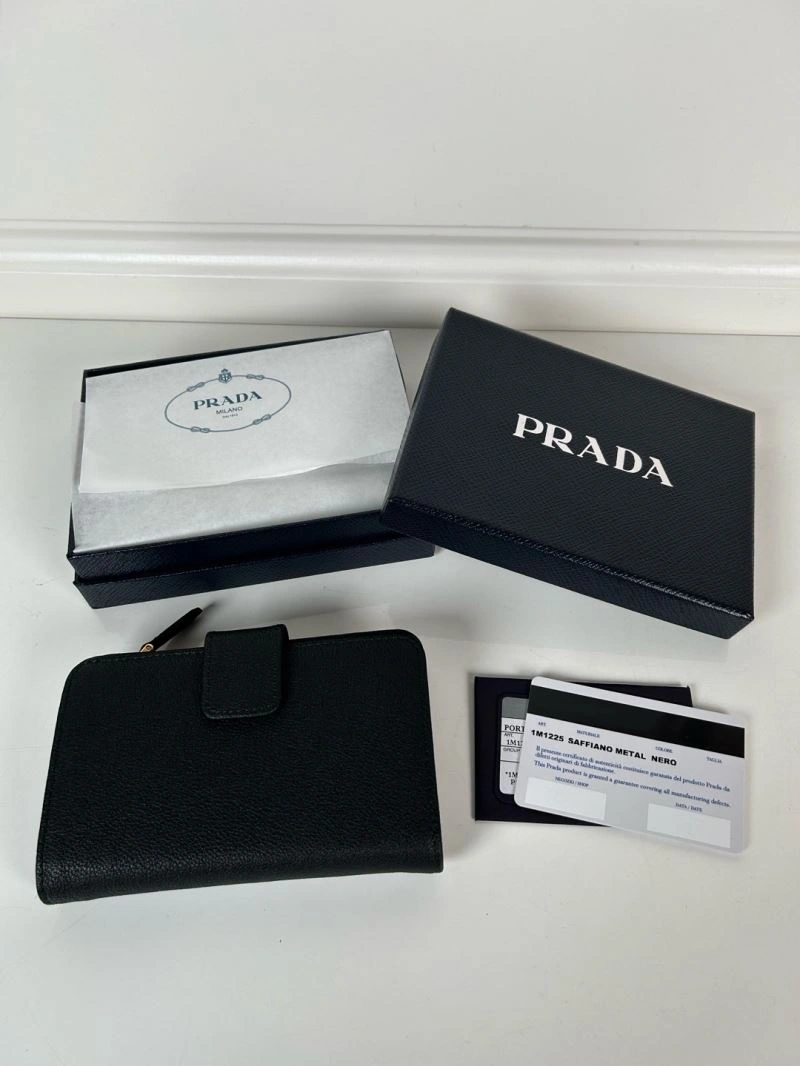 Bargain Prada Wallets Purse