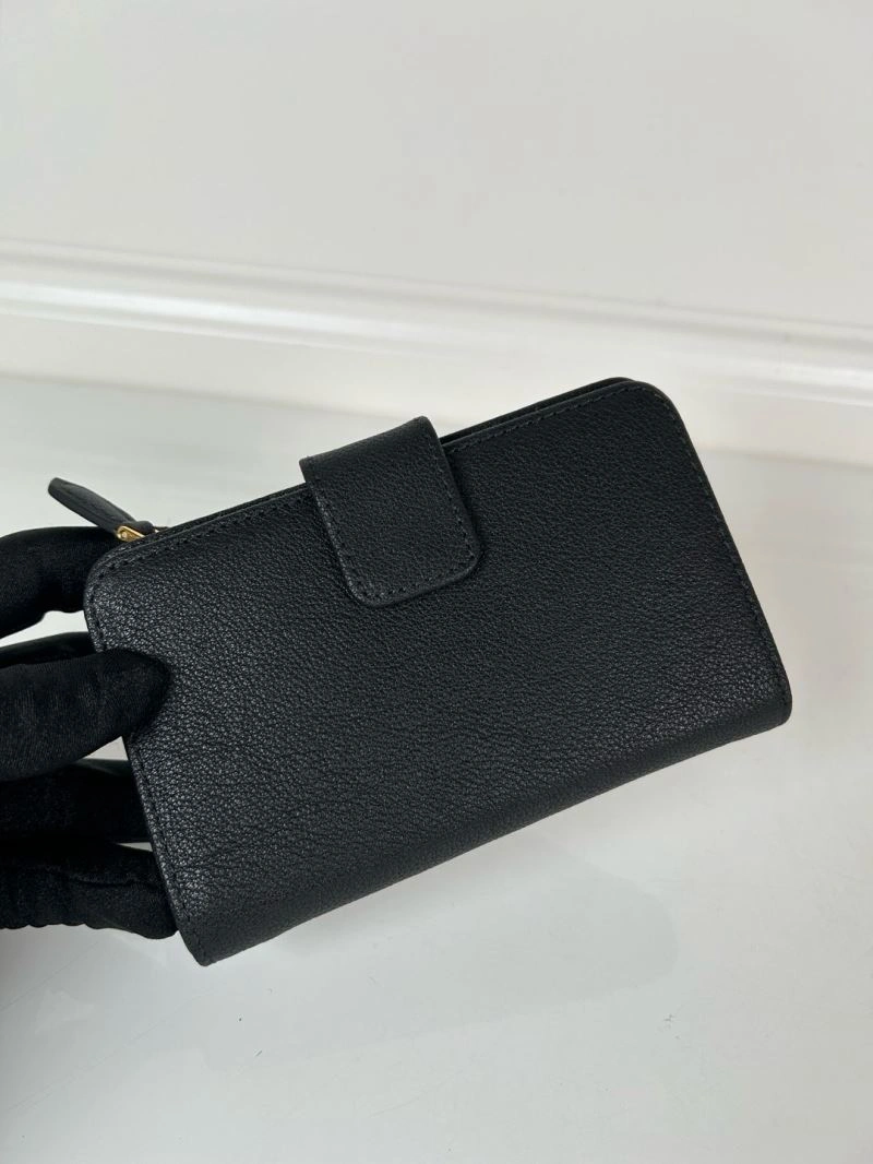 Bargain Prada Wallets Purse
