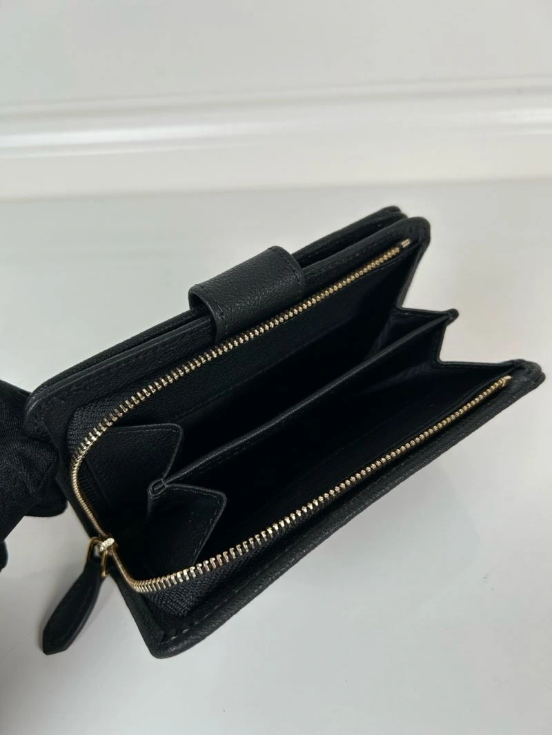 Bargain Prada Wallets Purse