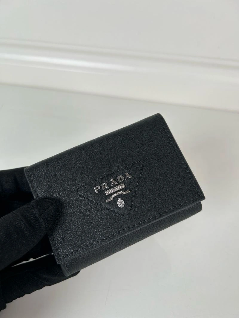 Indistinguishable Prada Wallets Purse