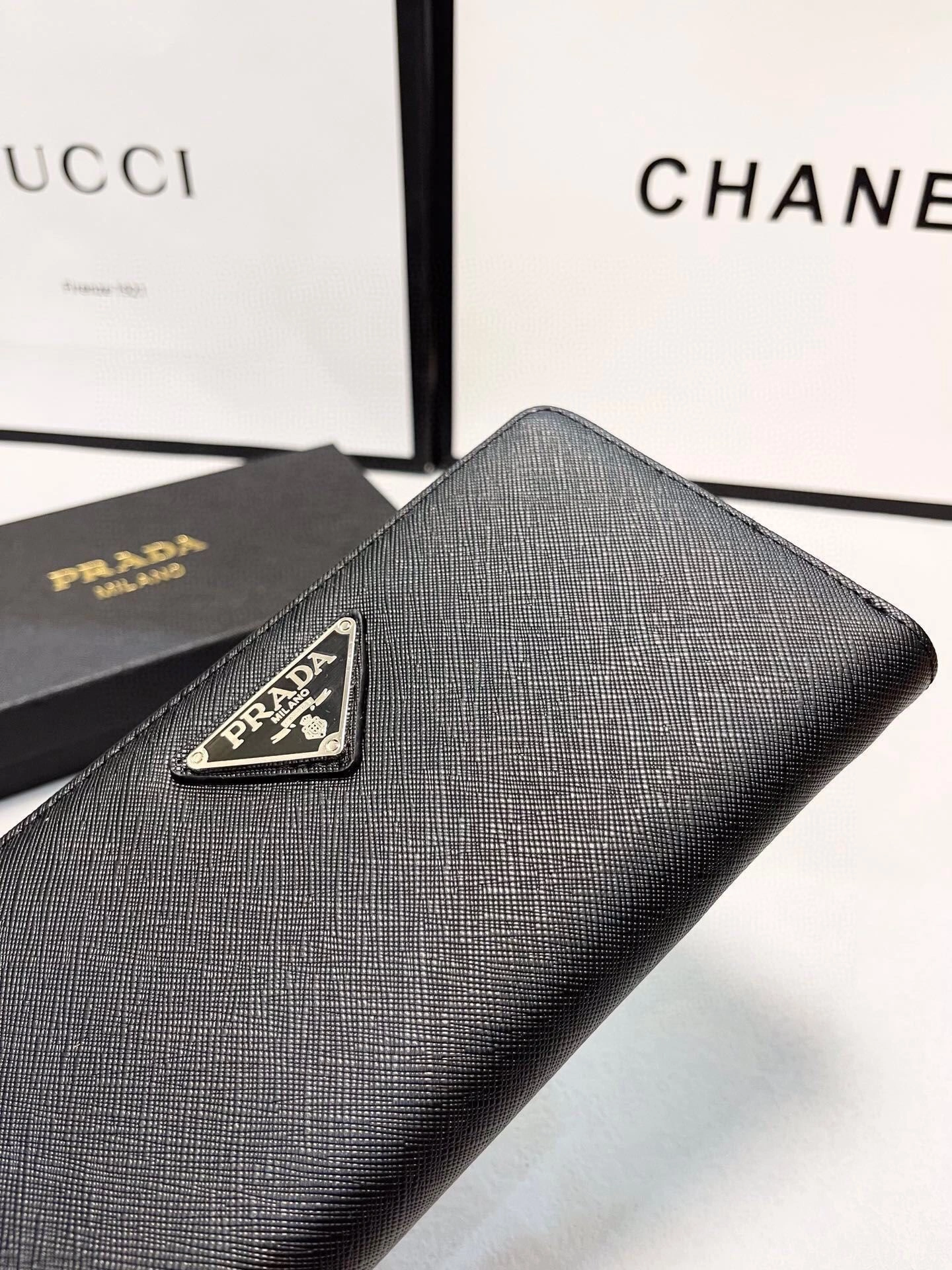 Genuine Prada Wallets Purse