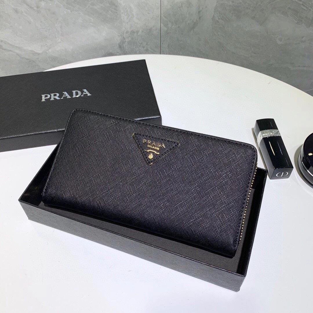 Prada Wallets Purse