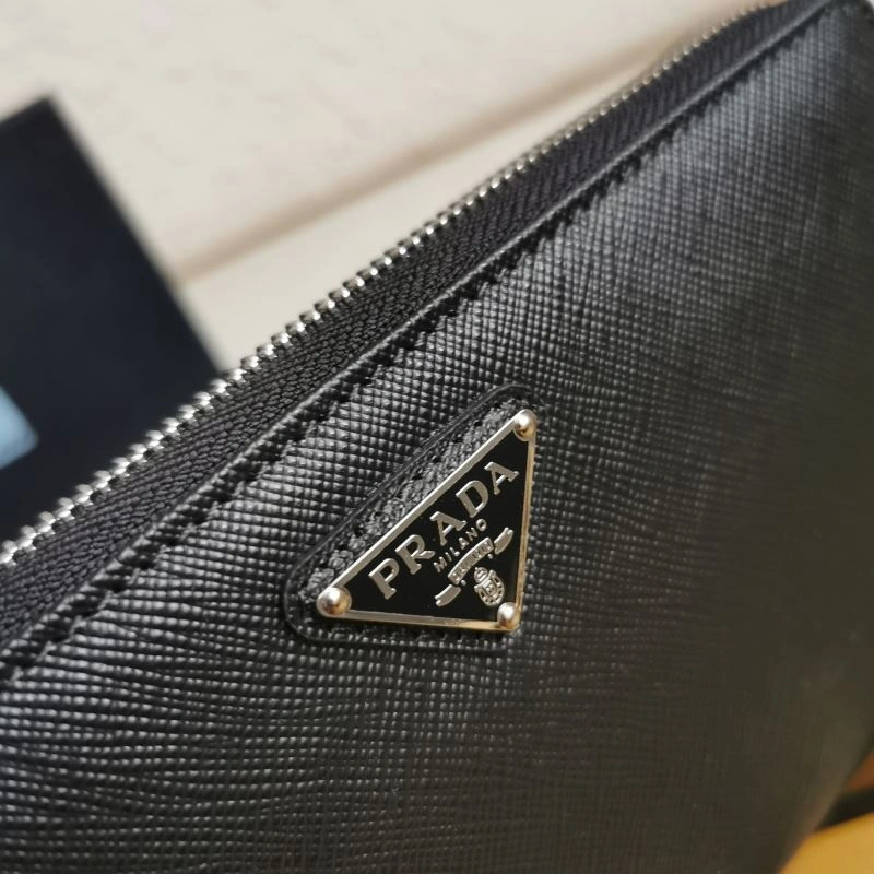 High accuracy Prada Wallets Purse