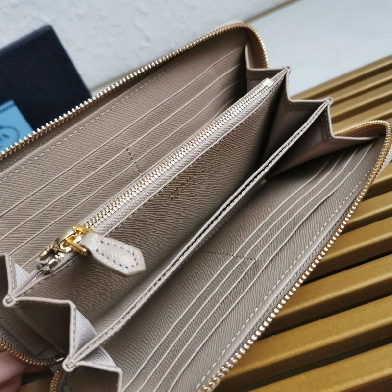 1:1 copy Prada Wallets Purse