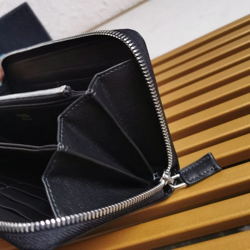Discounted Prada Wallets Purse