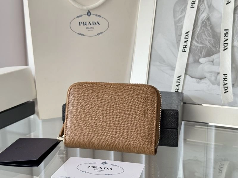 Bargain Prada Wallets Purse