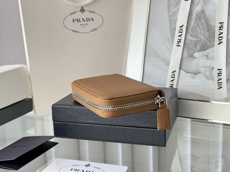 Bargain Prada Wallets Purse