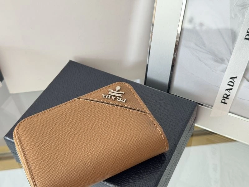 Value-priced Prada Wallets Purse