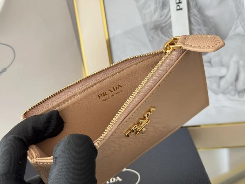 Cut-rate Prada Wallets Purse