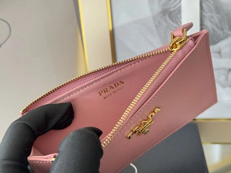 1:1 copy Prada Wallets Purse