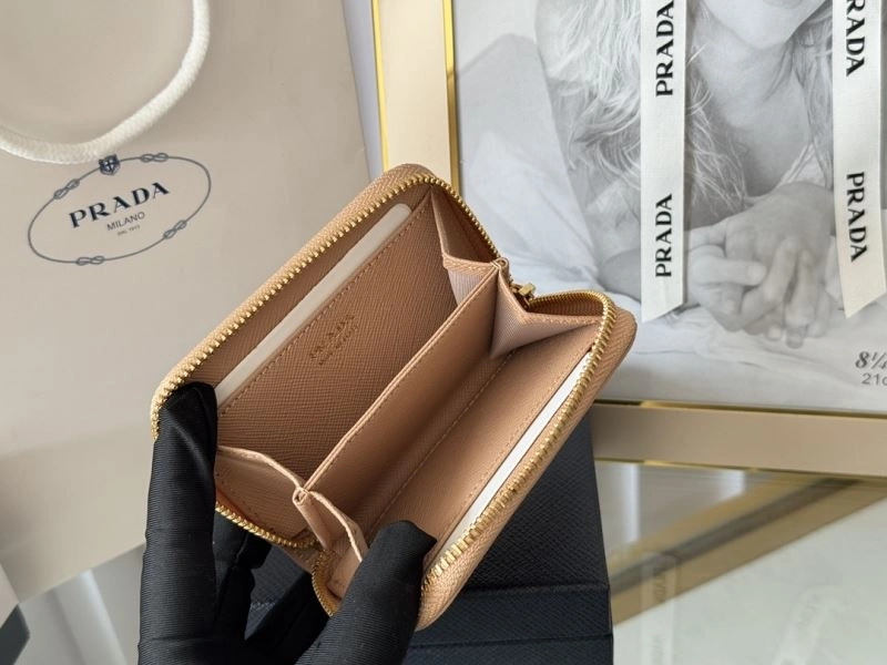 Value-priced Prada Wallets Purse