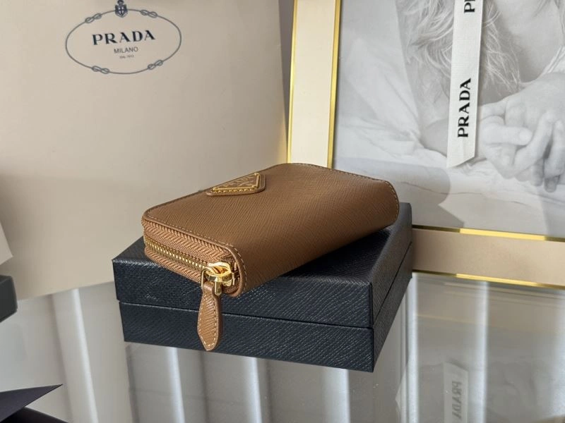 Value-priced Prada Wallets Purse