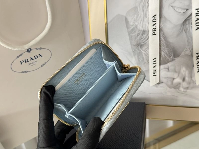 Bargain Prada Wallets Purse