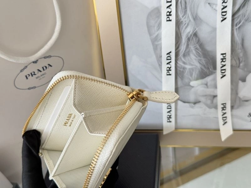Cut-rate Prada Wallets Purse