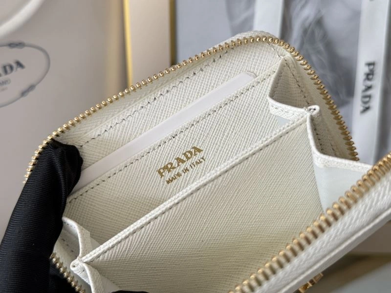 Cut-rate Prada Wallets Purse
