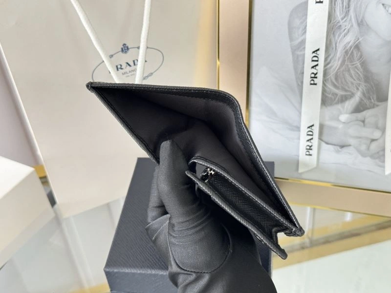 Brand-authenticated Prada Wallets Purse