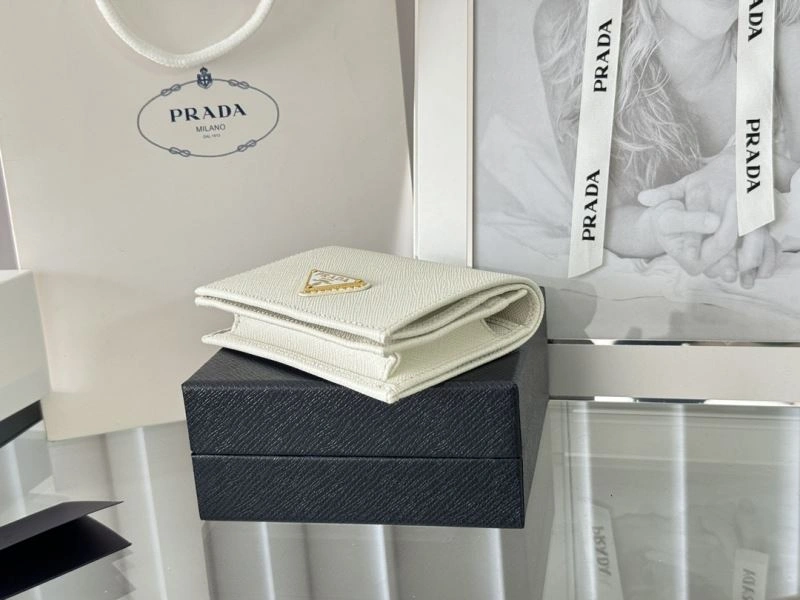 Inexpensive Prada Wallets Purse