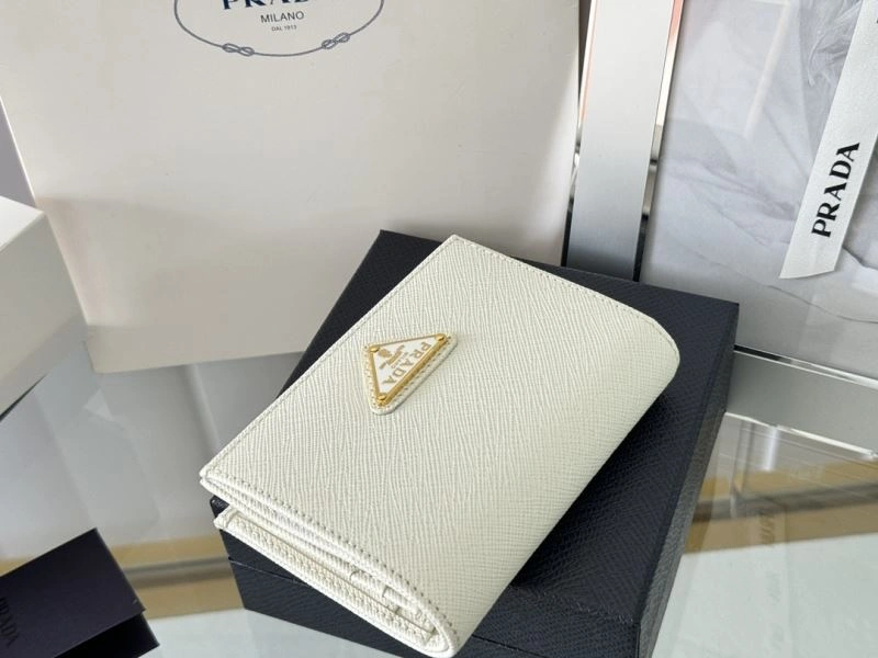 Inexpensive Prada Wallets Purse