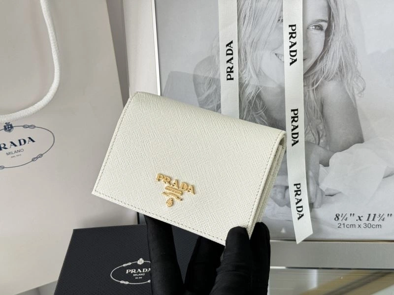 High accuracy Prada Wallets Purse