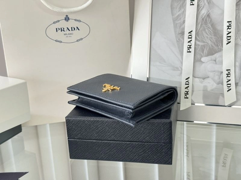 Inexpensive Prada Wallets Purse