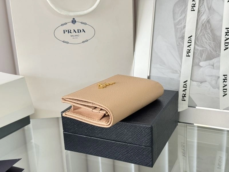 Accurate model Prada Wallets Purse