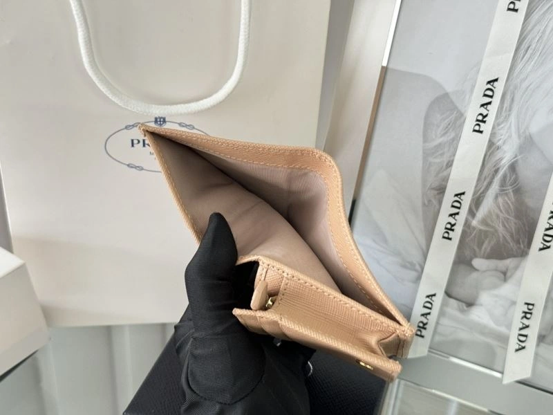 Accurate model Prada Wallets Purse