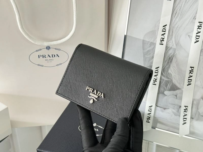 High accuracy Prada Wallets Purse