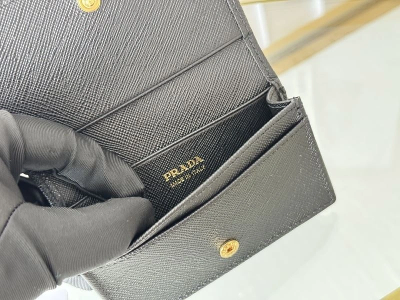 Value-priced Prada Wallets Purse