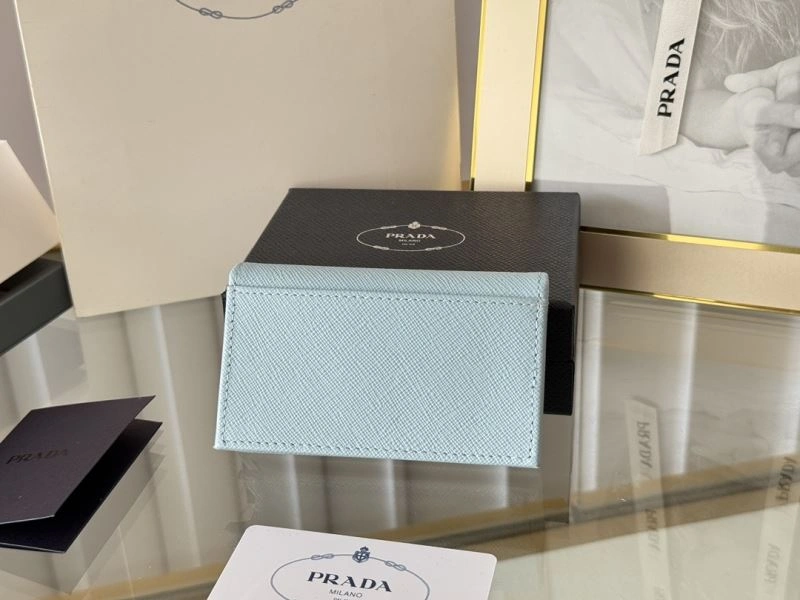 Accurate model Prada Wallets Purse
