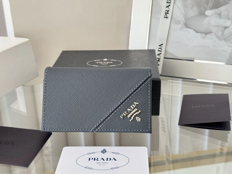 Accurate model Prada Wallets Purse