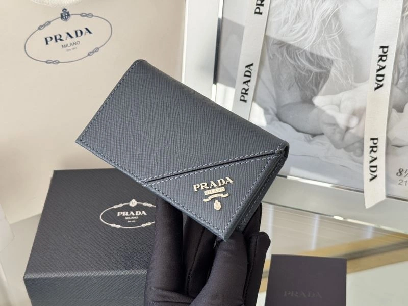 Accurate model Prada Wallets Purse
