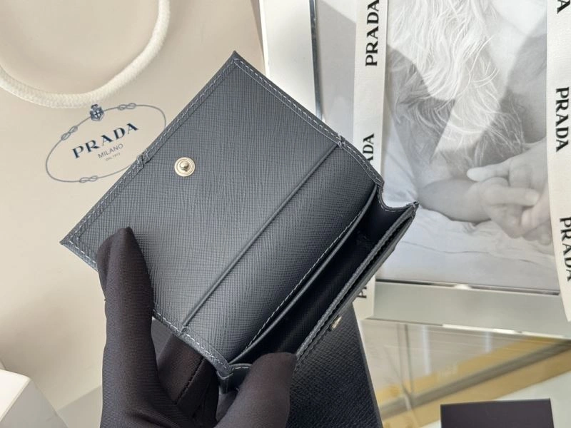 Accurate model Prada Wallets Purse