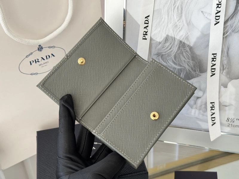 Value-priced Prada Wallets Purse