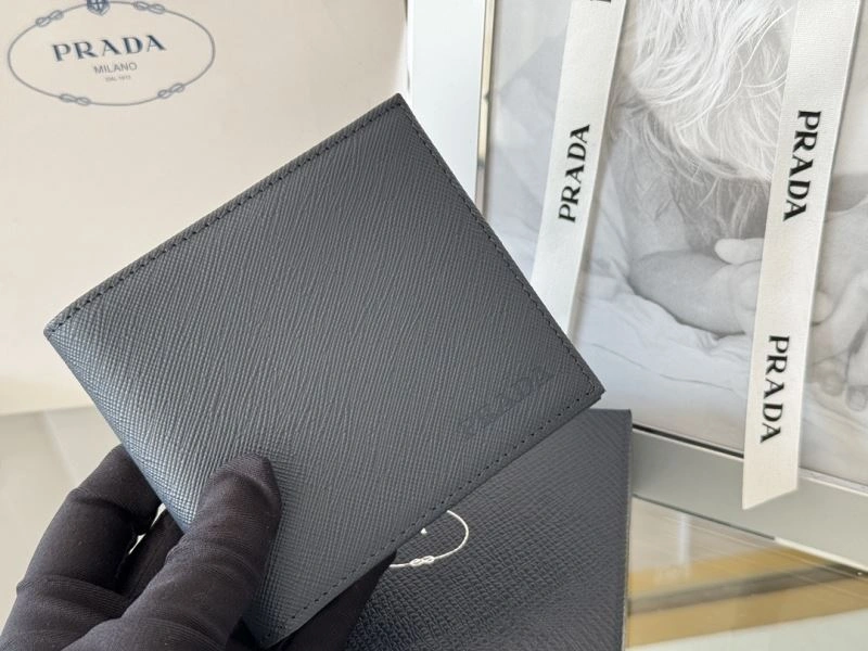 Inexpensive Prada Wallets Purse