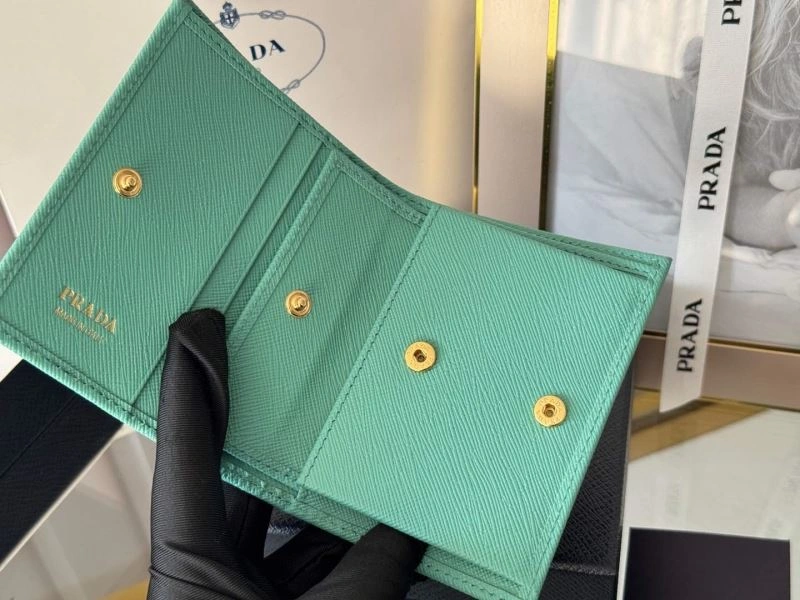 Factory-made Prada Wallets Purse