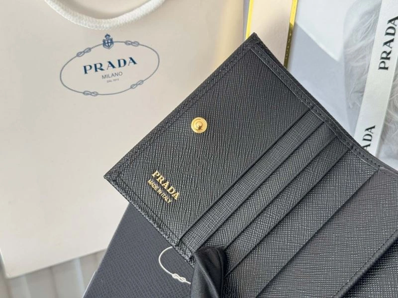 Discounted Prada Wallets Purse