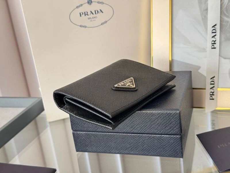 Value-priced Prada Wallets Purse