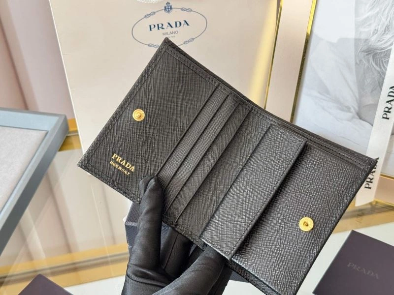 Cut-rate Prada Wallets Purse