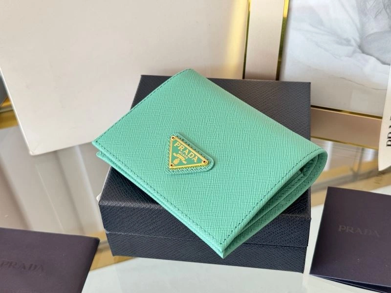 Accurate model Prada Wallets Purse