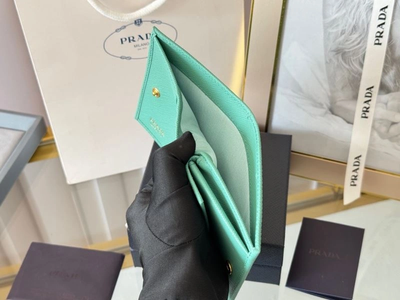 Accurate model Prada Wallets Purse