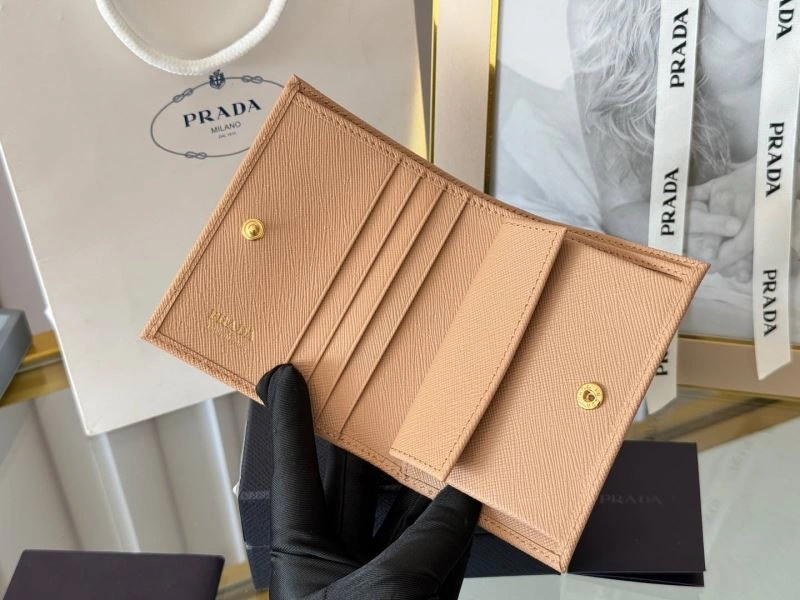 Discounted Prada Wallets Purse