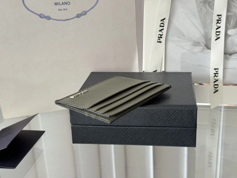 Inexpensive Prada Wallets Purse