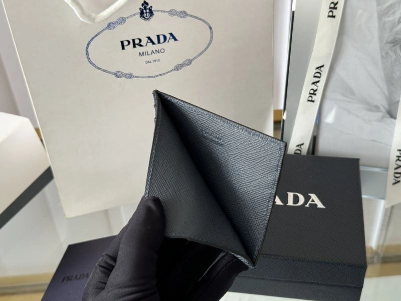 Value-priced Prada Wallets Purse
