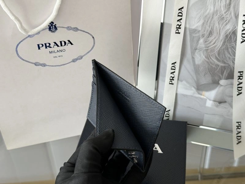 Brand-authenticated Prada Wallets Purse