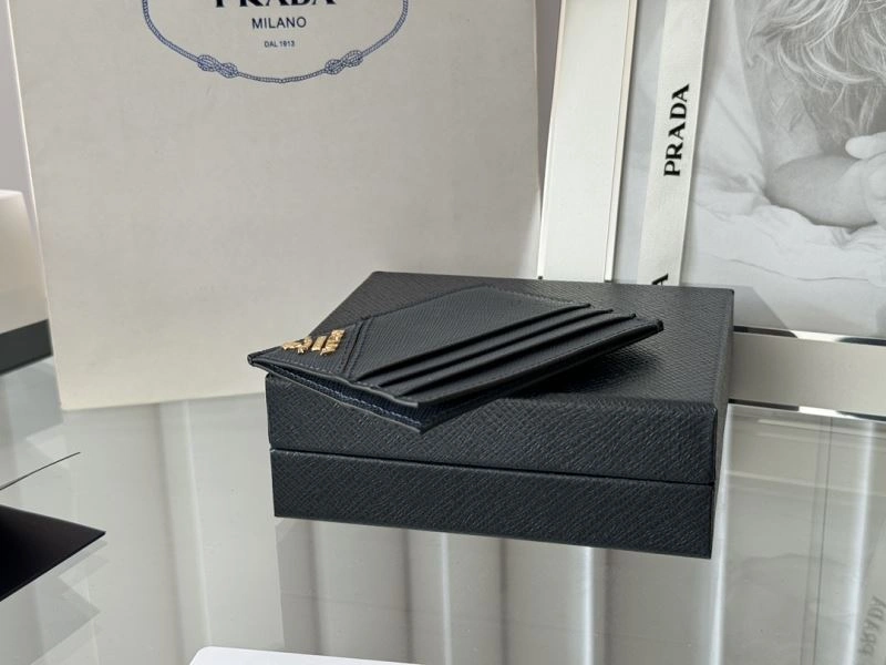 Accurate model Prada Wallets Purse