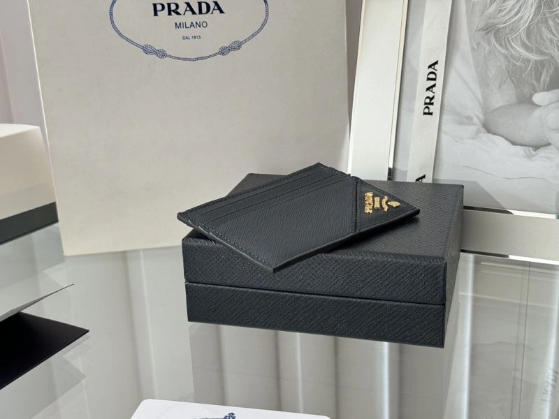 Accurate model Prada Wallets Purse