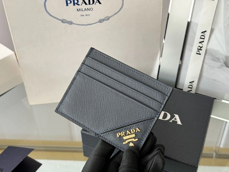 Accurate model Prada Wallets Purse