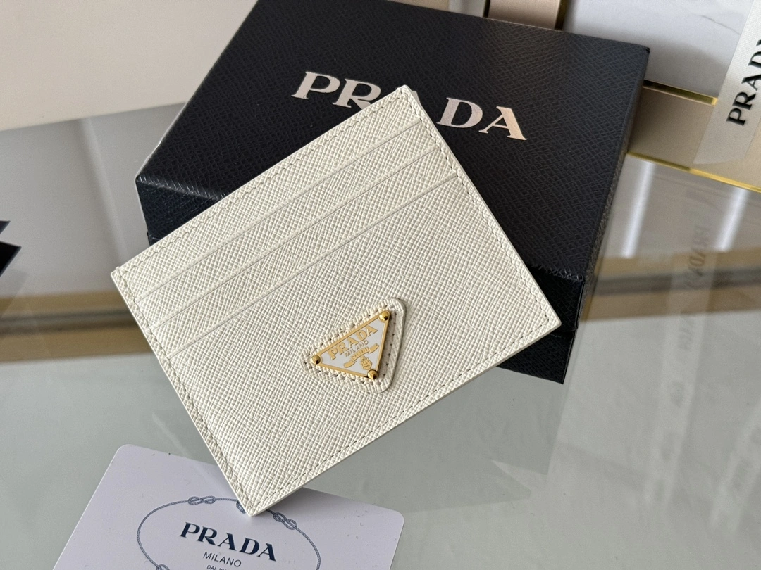 Value-priced Prada Wallets Purse